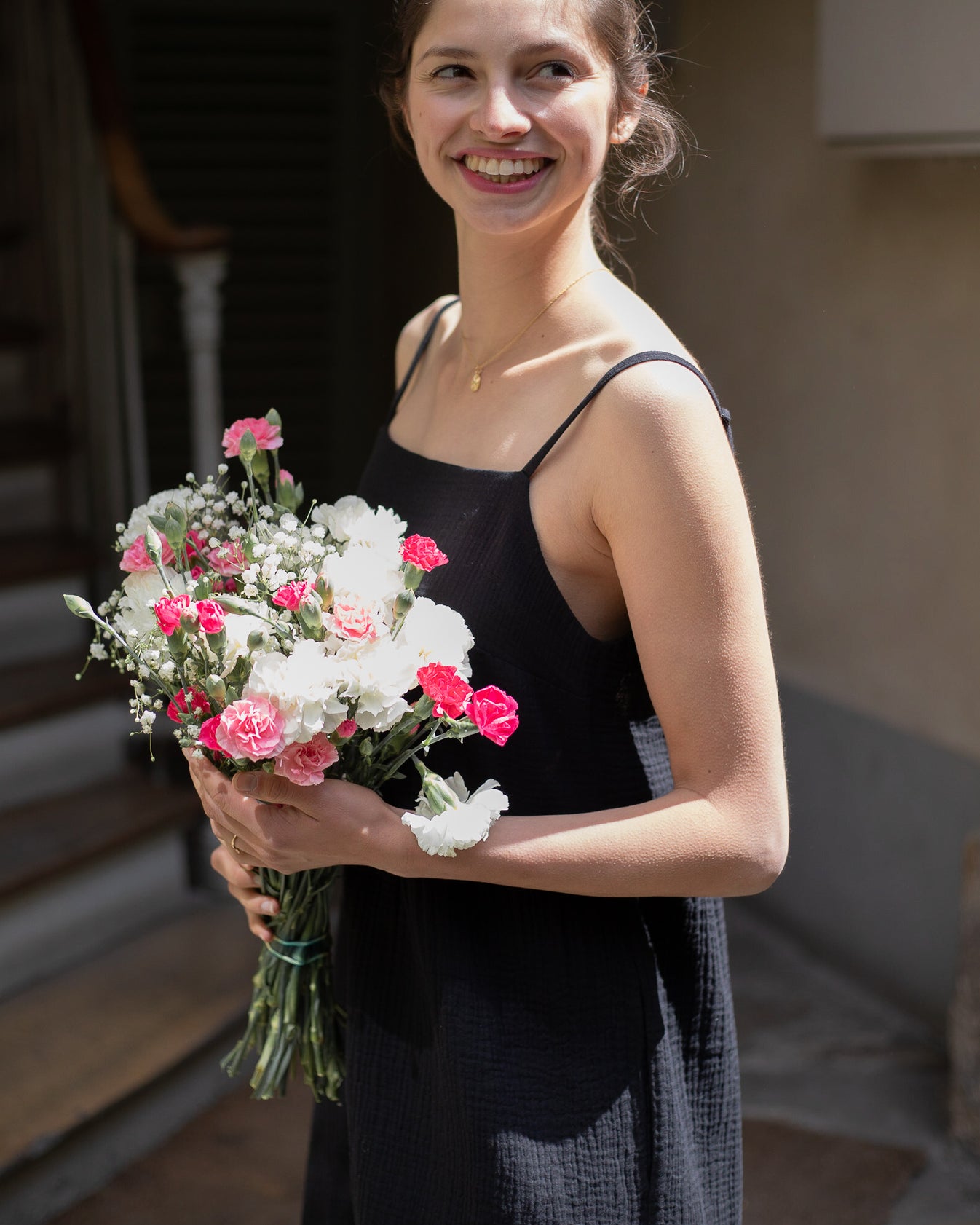 Robe Poppy noire – Atelier Orion